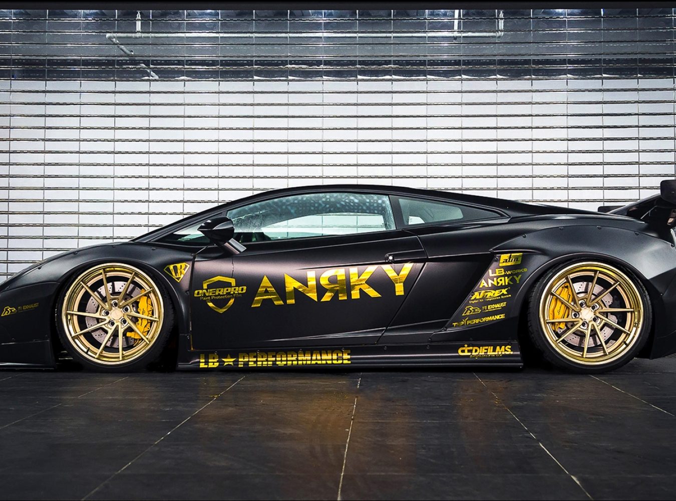 Lamborghini Gallardo LBW Widebody - AN33 SeriesTHREE | Anrky Wheels